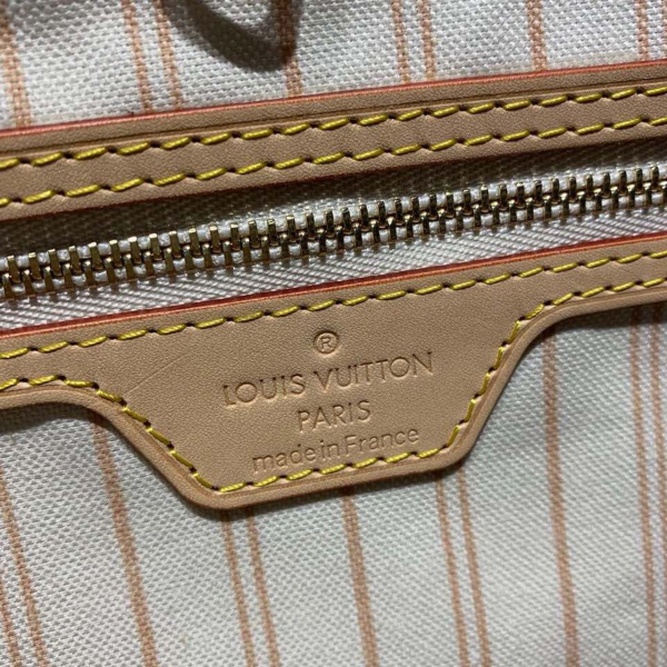 Louis Vuitton Neverfull GM Tote Bag Damier Azur Canvas Beige Louis Vuitton Neverfull GM Tote Bag Damier Azur Canvas Beige
